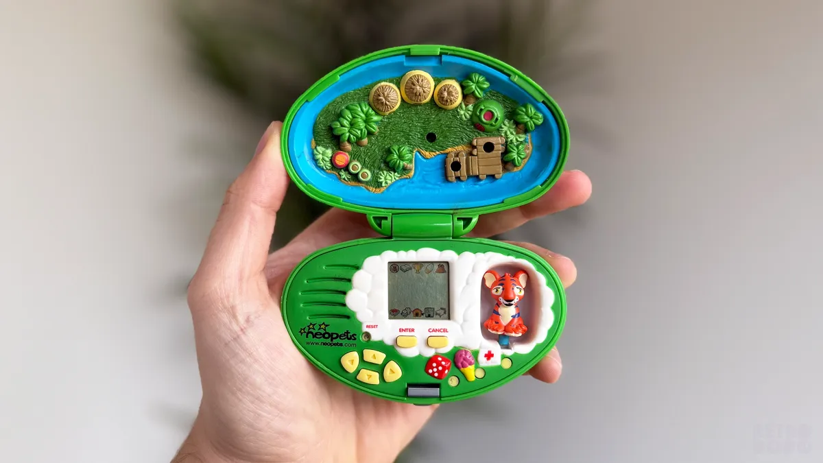 A History Of Neopets Handhelds