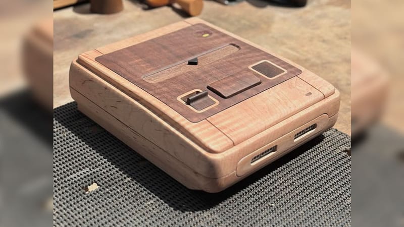 Woodworker Upgrades SNES With A Finely Crafted Wooden Shell